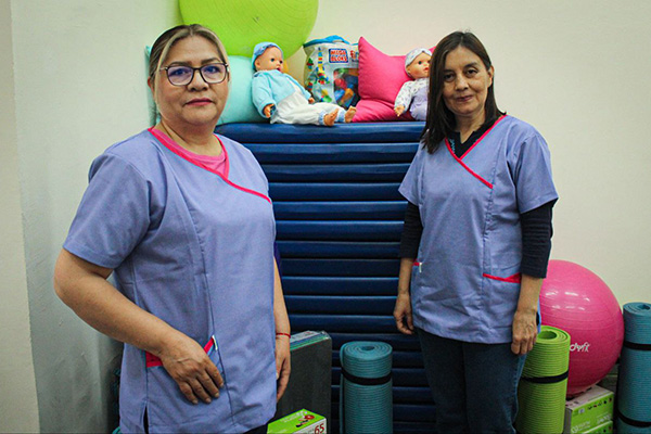 Acompañar y orientar a adolescentes embarazadas, loable labor de dos ...