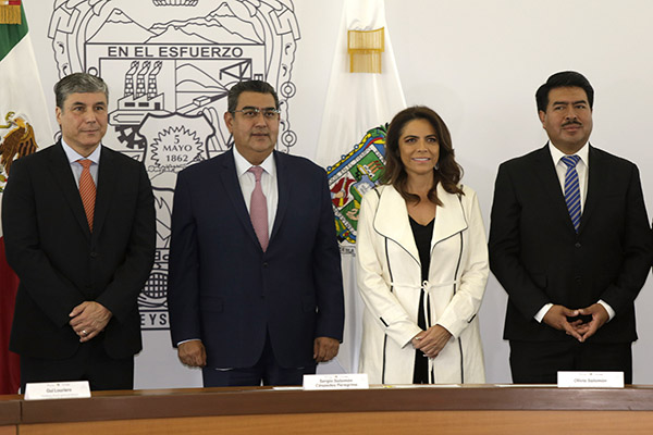 Anuncia gobierno del estado inversión millonaria de Walmart en Puebla