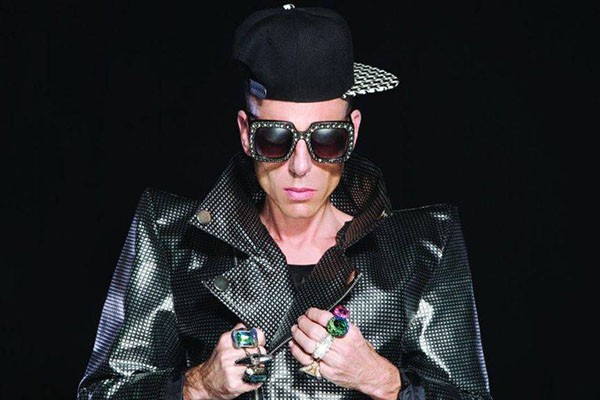 Edy Smol, de “gurú” de la moda a politiquero de la 4T